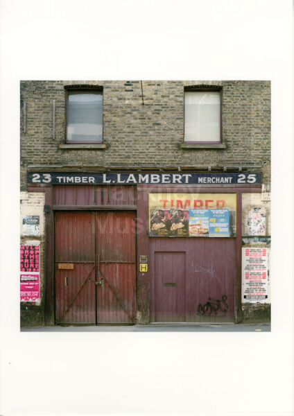 Shop Fronts: Hoxton Street, October 2004 | Hackney Museum